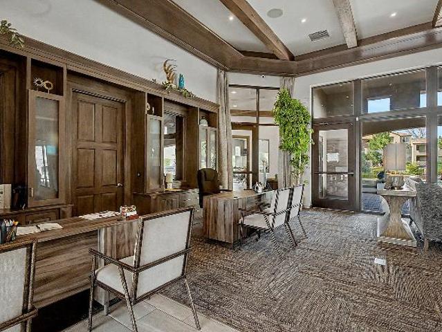 2 Br, 2 bath, Apartment 6200 Montano Plaza Dr Nw
