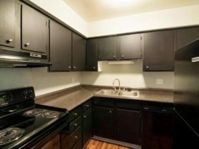 2 Br, 2 bath, Apartment 639 Archdale Drive