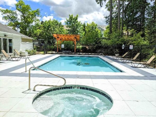 2 Br, 2 bath, Apartment 6300 SW Grand Oaks Drive