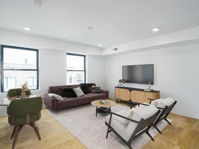 2 Br, 2 bath, Apartment 630 Moore Street