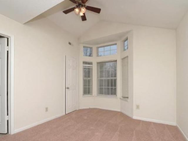 2 Br, 2 bath, Apartment 630 Smithfield Road