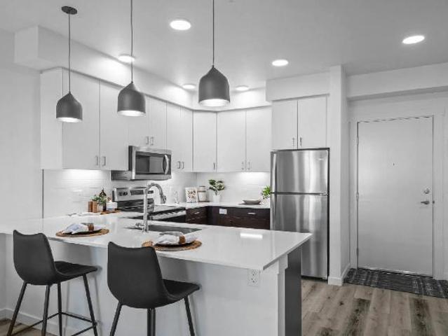 2 Br, 2 bath, Apartment 63158 Deschutes Market Rd