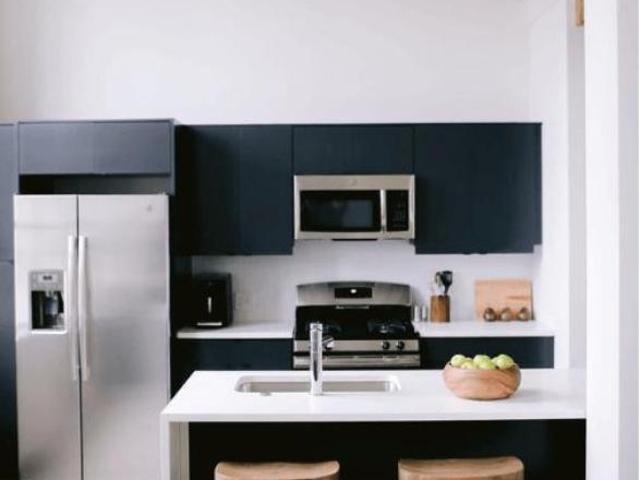 2 Br, 2 bath, Apartment 631 North Broad Street