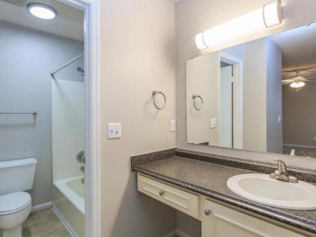 2 Br, 2 bath, Apartment 6515 Thea Ln