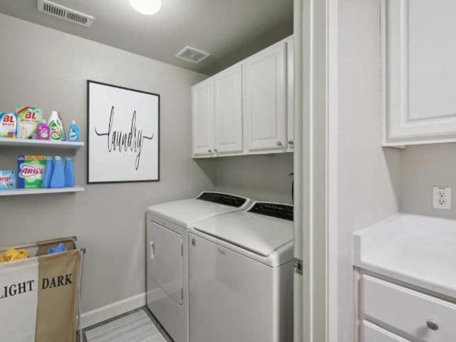 2 Br, 2 bath, Apartment 6801 Leisure Town Rd