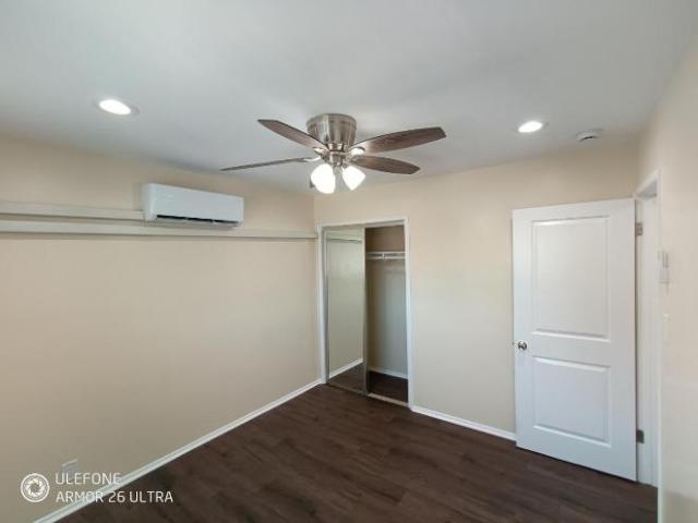 2 Br, 2 bath, Apartment 6809 Vinevale Avenue