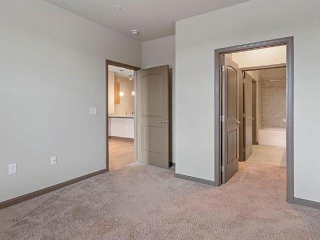 2 Br, 2 bath, Apartment 7000 Modern Way