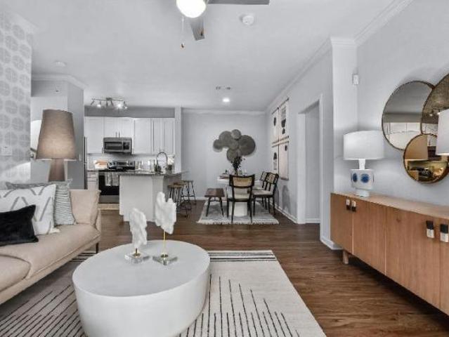 2 Br, 2 bath, Apartment 7001 W Parker Road