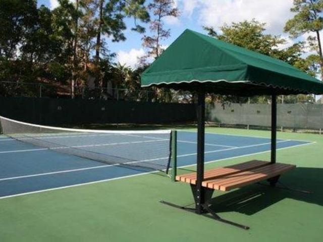 2 Br, 2 bath, Apartment 711 Forest Club Drive