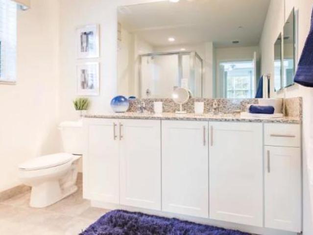 2 Br, 2 bath, Apartment 7130 Okeechobee Blvd