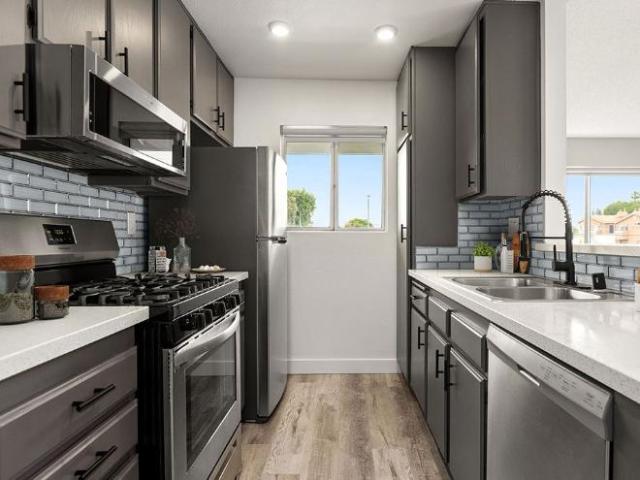 2 Br, 2 bath, Apartment 7240 Corbin Ave