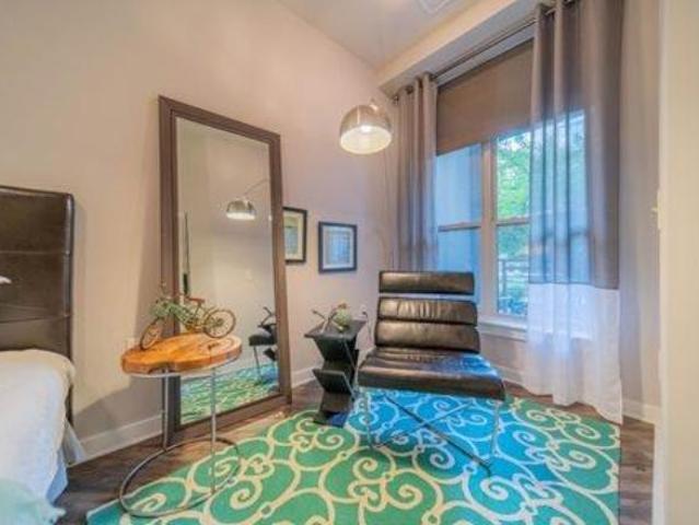 2 Br, 2 bath, Apartment 730 Hawthorne Lane