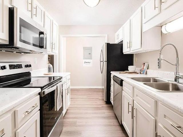 2 Br, 2 bath, Apartment 7320 MS 161