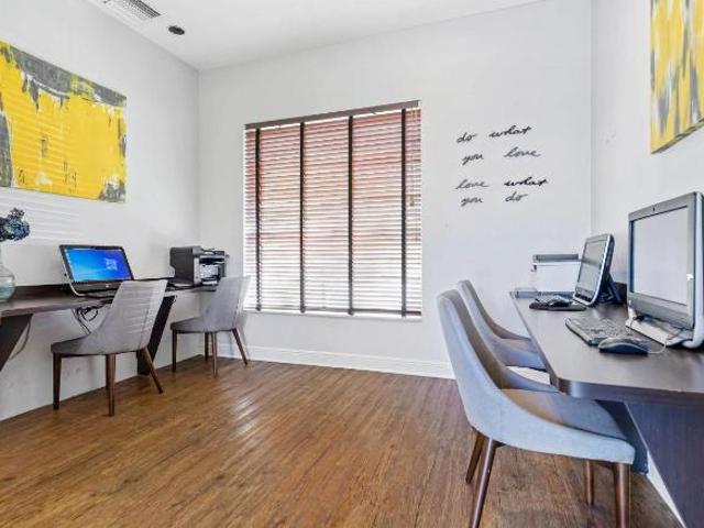 2 Br, 2 bath, Apartment 7400 SW 107th Avenue