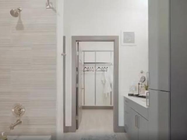 2 Br, 2 bath, Apartment 7555 Warren Parkway