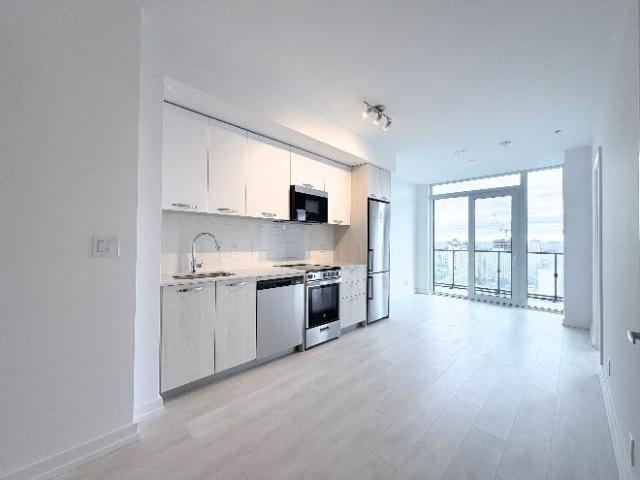 2 Br, 2 bath, Apartment 75 James St S #2001 Hamilton On Canada
