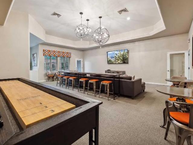 2 Br, 2 bath, Apartment 7759 N Silverbell Rd