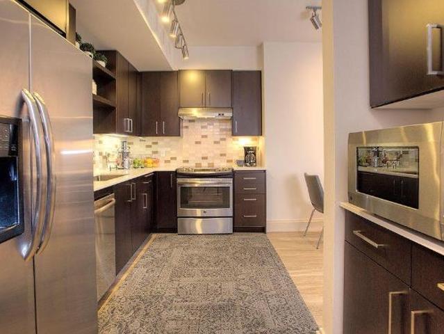 2 Br, 2 bath, Apartment 777 5th St