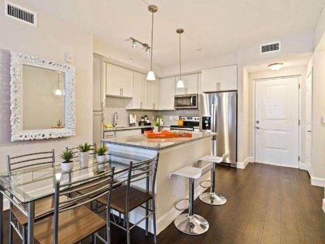 2 Br, 2 bath, Apartment 7850 Pasadena Blvd