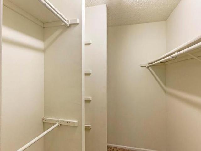 2 Br, 2 bath, Apartment 7916 Harris Hill Ln