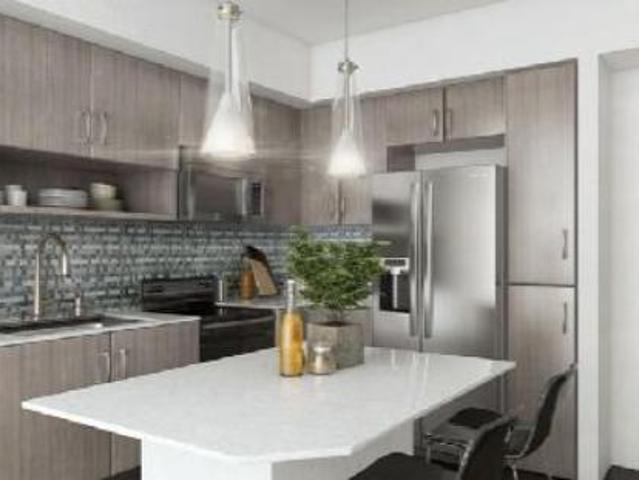 2 Br, 2 bath, Apartment 805 N Olive Ave