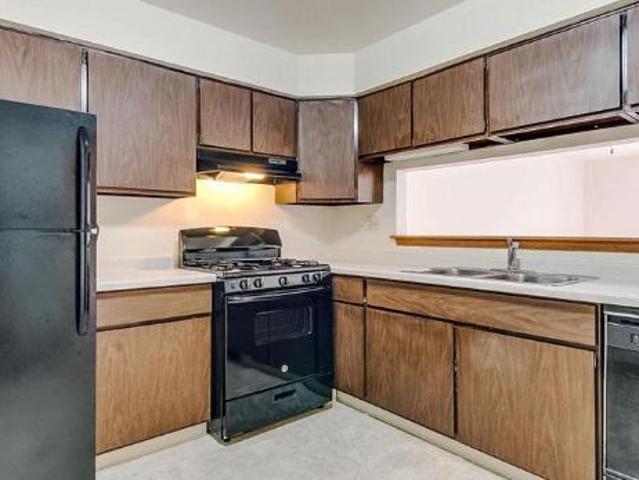 2 Br, 2 bath, Apartment 805 Baldwin Ave
