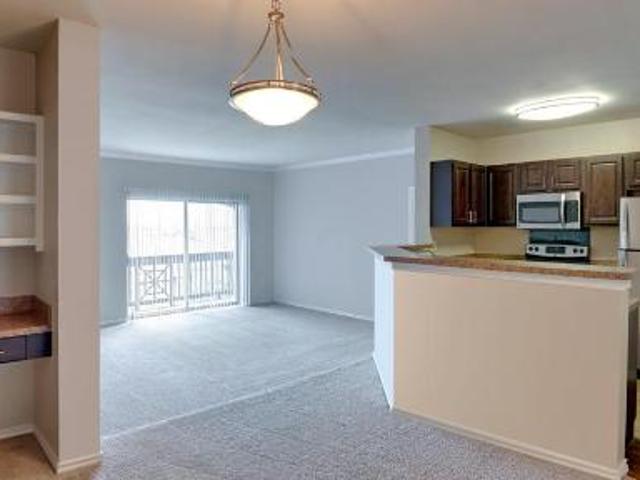 2 Br, 2 bath, Apartment 8001 N MacArthur Blvd