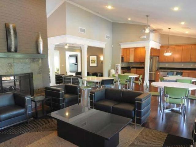 2 Br, 2 bath, Apartment 801 Belinder Ln