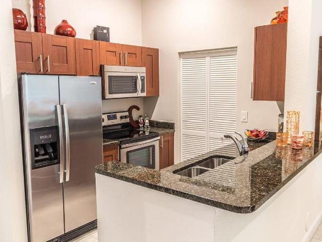 2 Br, 2 bath, Apartment 8150 NW 53rd St