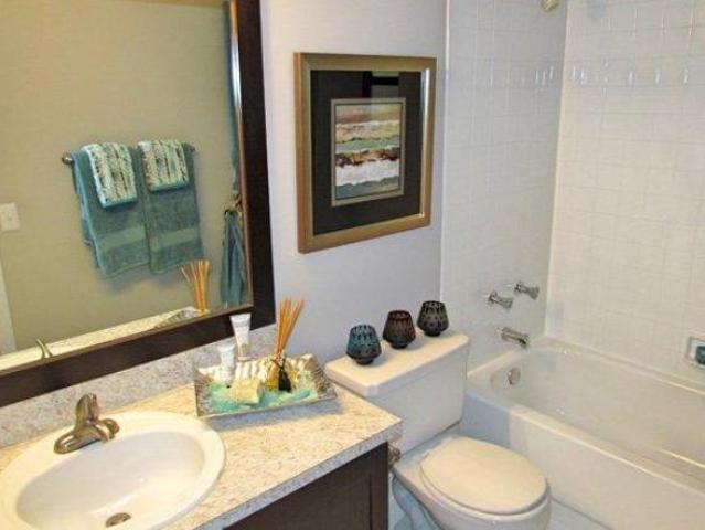 2 Br, 2 bath, Apartment 8101 Nw 14th St