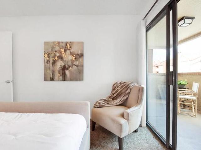 2 Br, 2 bath, Apartment 8330 N 19th Ave