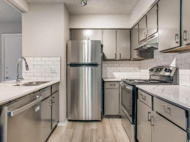 2 Br, 2 bath, Apartment 8500 North Harwood Road