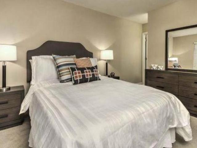 2 Br, 2 bath, Apartment 8738 Fairview Road