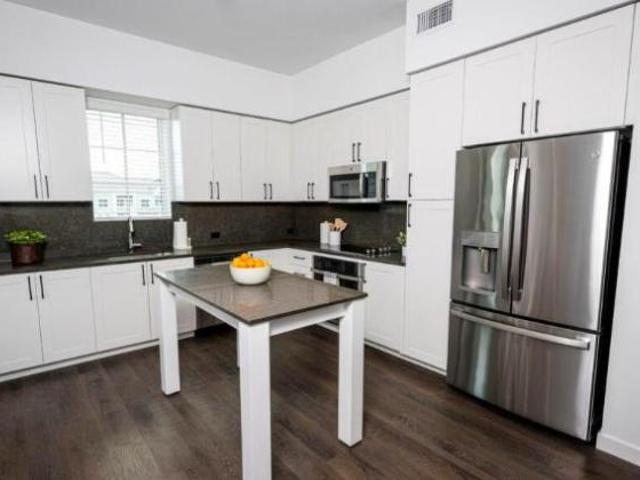 2 Br, 2 bath, Apartment 900 Water Tower Way