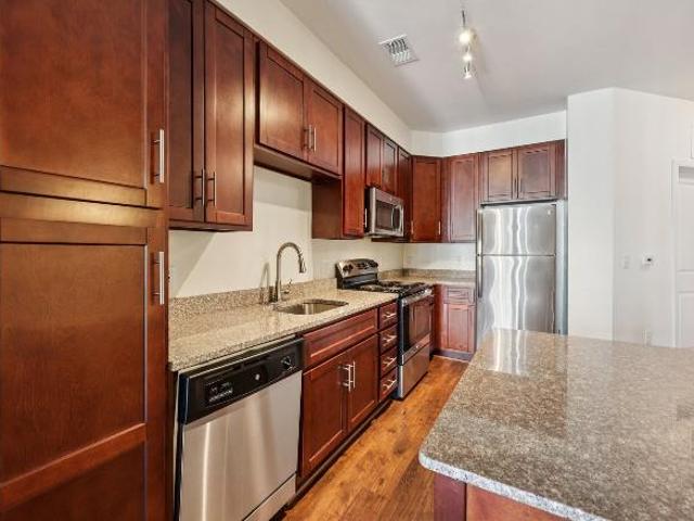 2 Br, 2 bath, Apartment 9142 Richmond Hwy