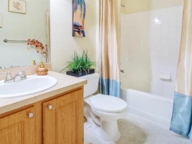 2 Br, 2 bath, Apartment 9111 Ramblewood Dr
