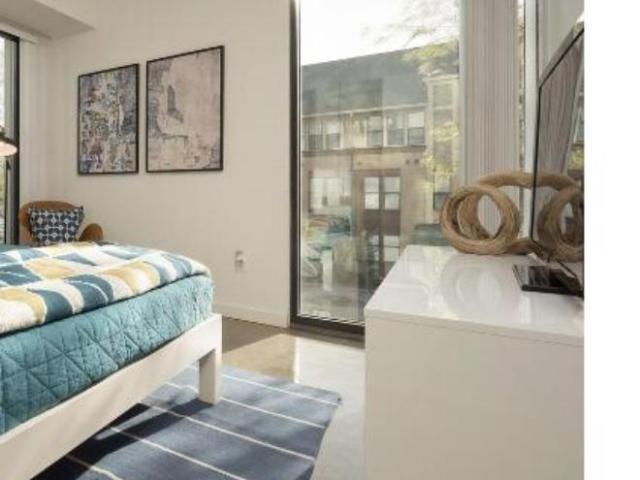 2 Br, 2 bath, Apartment 935 Marietta St NW