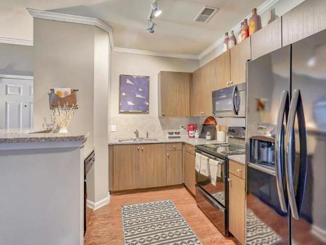 2 Br, 2 bath, Apartment 9325 Blue House Rd