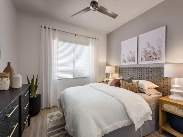 2 Br, 2 bath, Apartment 9410 E Cadence Pkwy