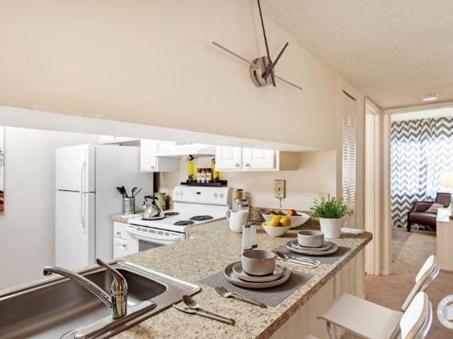 2 Br, 2 bath, Apartment 950 NW 214th Street