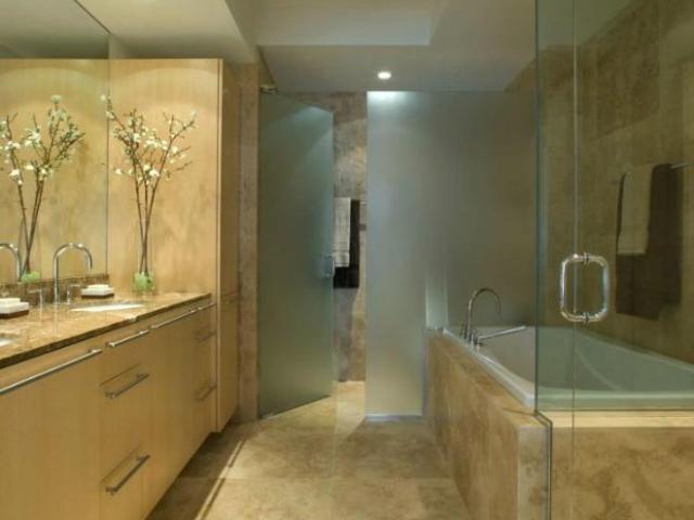 2 Br, 2 bath, Apartment 9739 Woods Dr