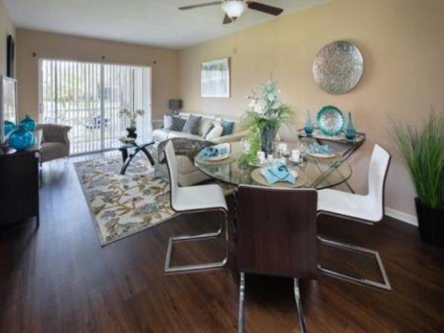 2 Br, 2 bath, Apartment 9860 SW 3rd Street