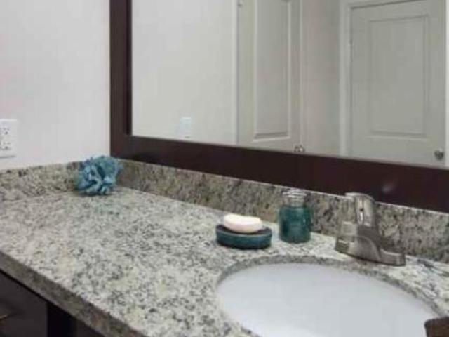 2 Br, 2 bath, Apartment 9900 Sheridan Street