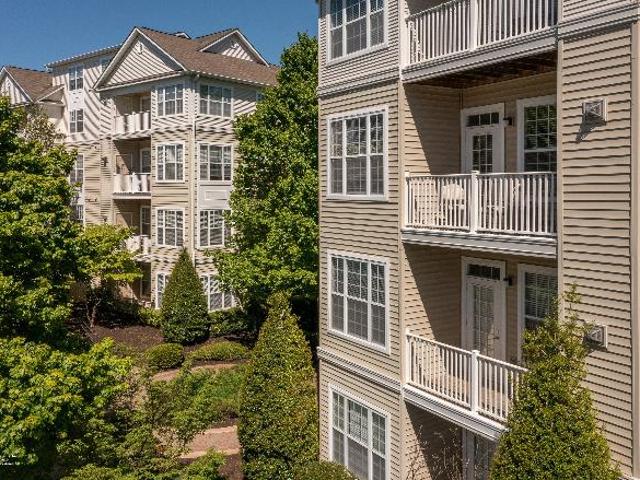 2 Br, 2 bath, Apartment 9901 Gable Ridge Terrace