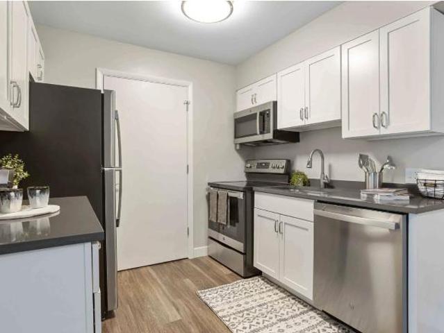 2 Br, 2 bath, Apartment 991 Charlela Ln