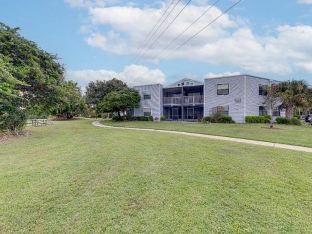 2 Br, 2 bath, Condo 4004 Atrium Dr