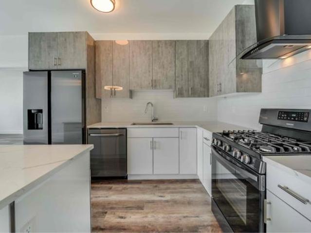 2 Br, 2 bath, Condo 400 69th Street