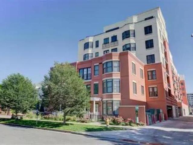 2 Br, 2 bath, Condo 410 Acoma
