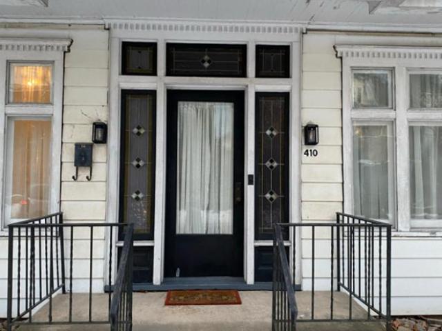 2 Br, 2 bath, Condo 410 Broadway St