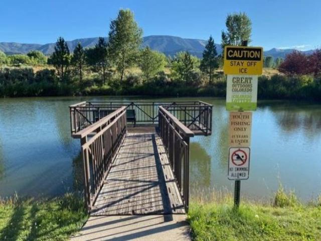 2 Br, 2 bath, Condo 410 River View Dr